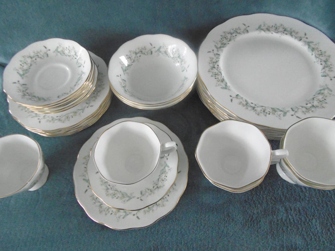 Royal Kent Lily of the Valley 27 Piece Dinner Service 1980s - Etsy