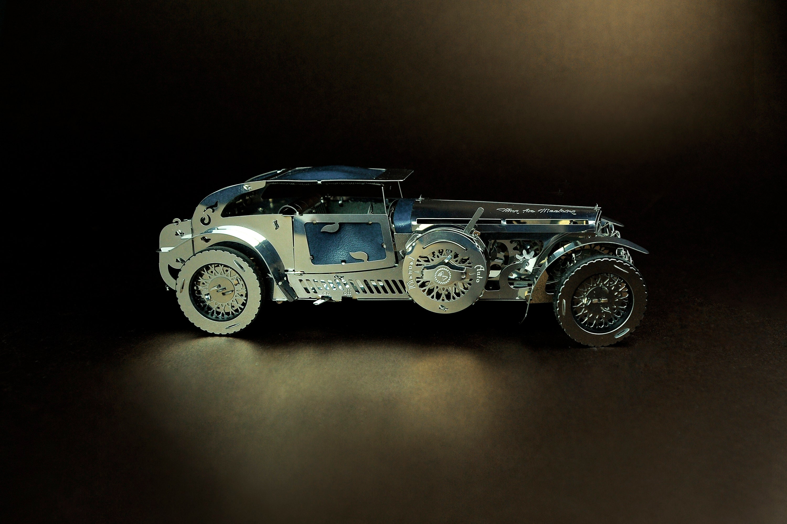 Luxury Roadster 3D Metal Kit Luxury Roadster, Movable Retro Car Model ...