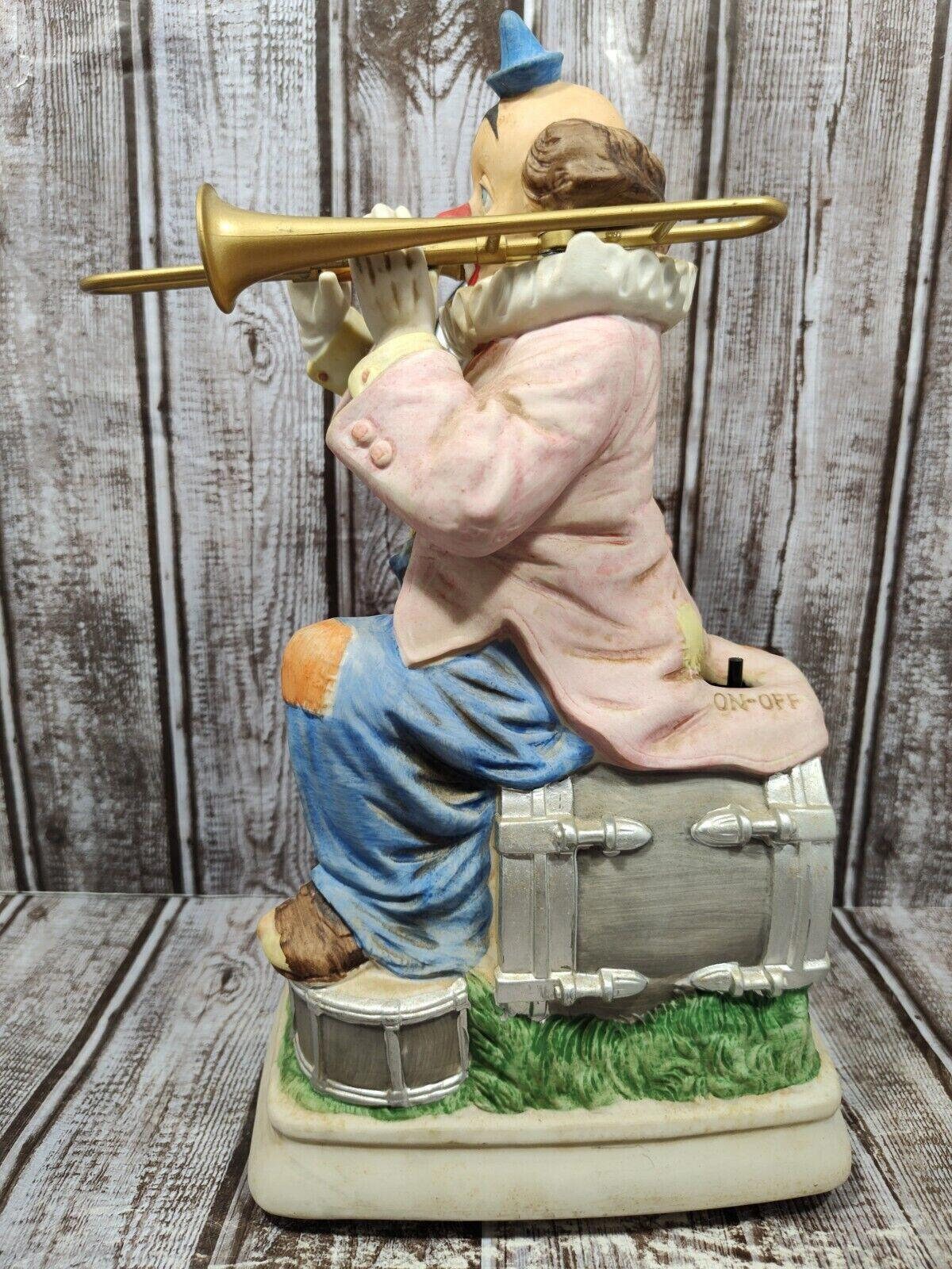 1988 Waco Melody in Motion Spotlight Clowns Trombone Animated Musical ...