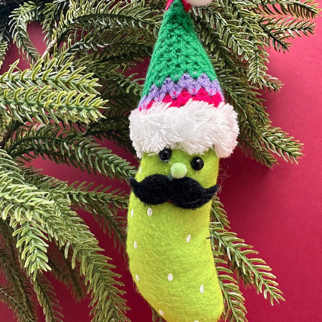 Christmas Pickle Gherkin Hanging Felt Decoration - Etsy
