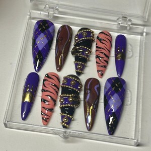 Clawdeen Press on Nail Set Monster High Halloween Ghoul Werewolf Claw ...