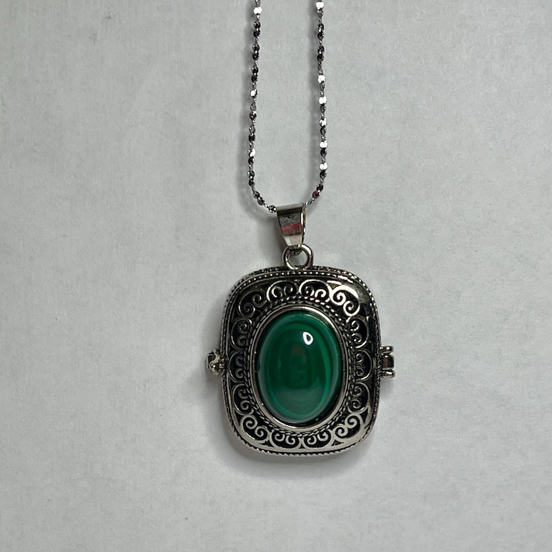 Locket Necklace - Etsy
