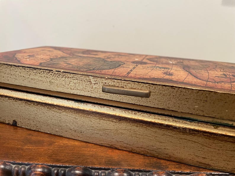 Vintage 1960s Wooden Jewelry Box With World Map Design - Etsy