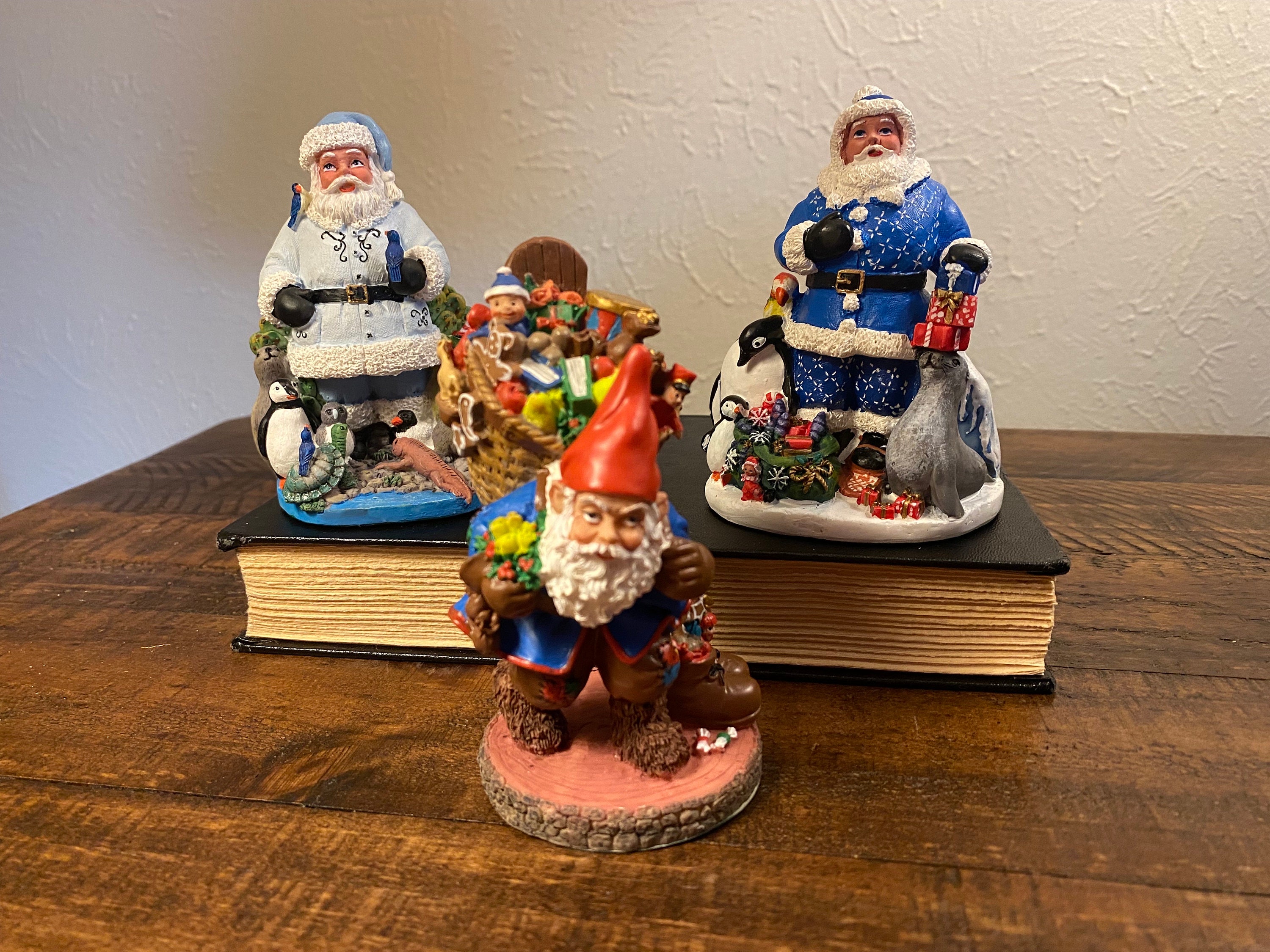 The International Santa Claus Collections Figurines in Box - Etsy