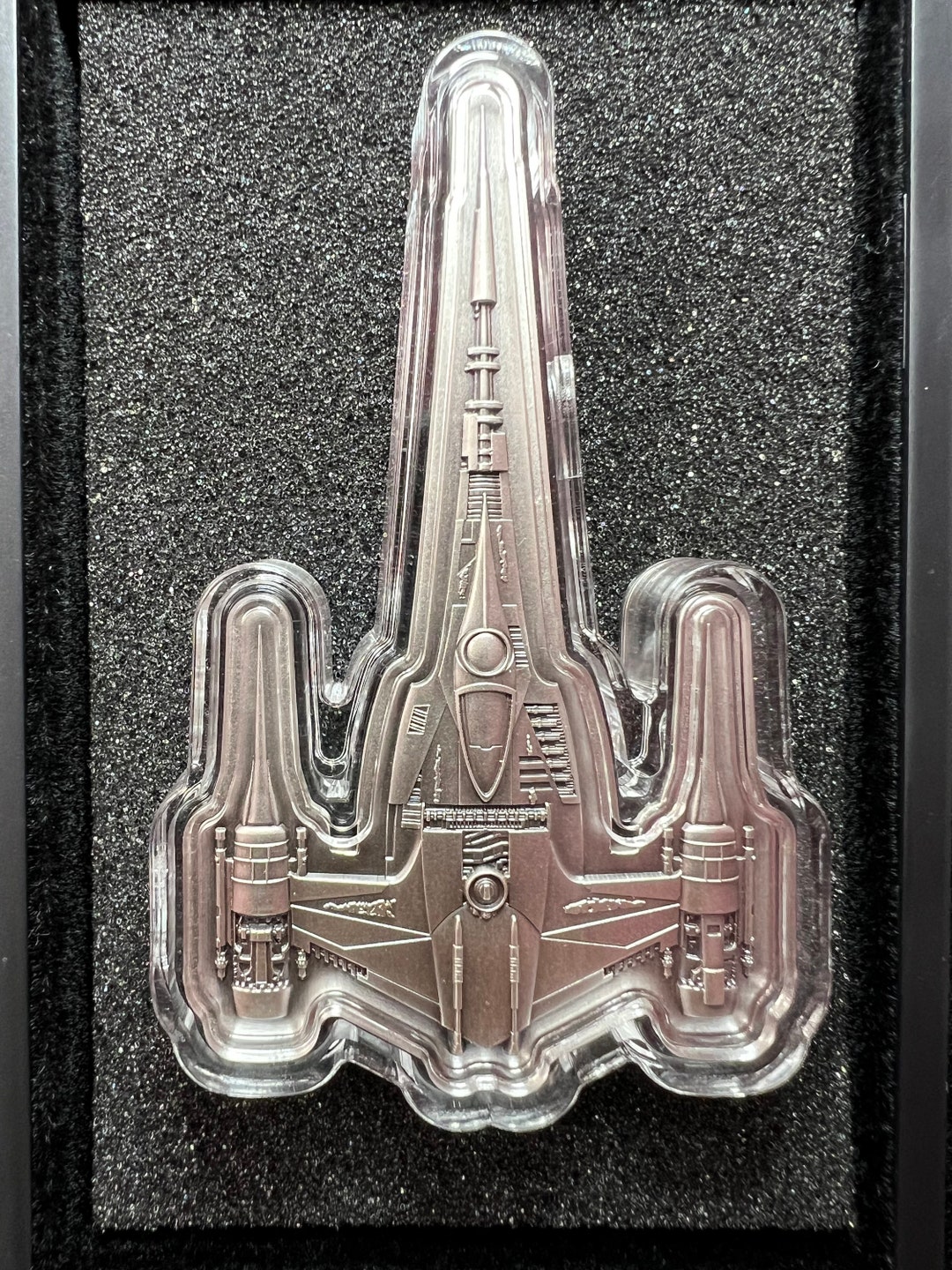The Mandalorian™ – the Mandalorian's N-1 Starfighter™ 3oz Silver Shaped ...