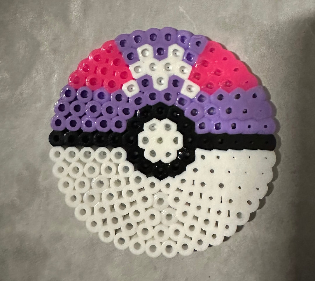 Pokeball Fuse Bead - Etsy