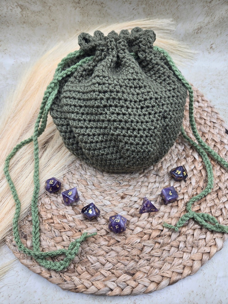 Crocheted Dice Bag of Holding: 8-pocket TTRPG Dice Pouch - Etsy