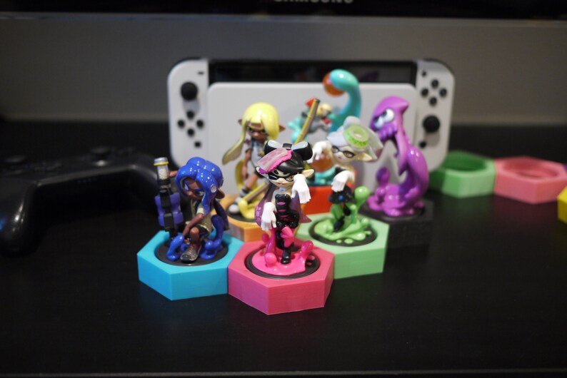 Magnetic Attachable Amiibo Display Stands With Multi-colors and Tiers ...