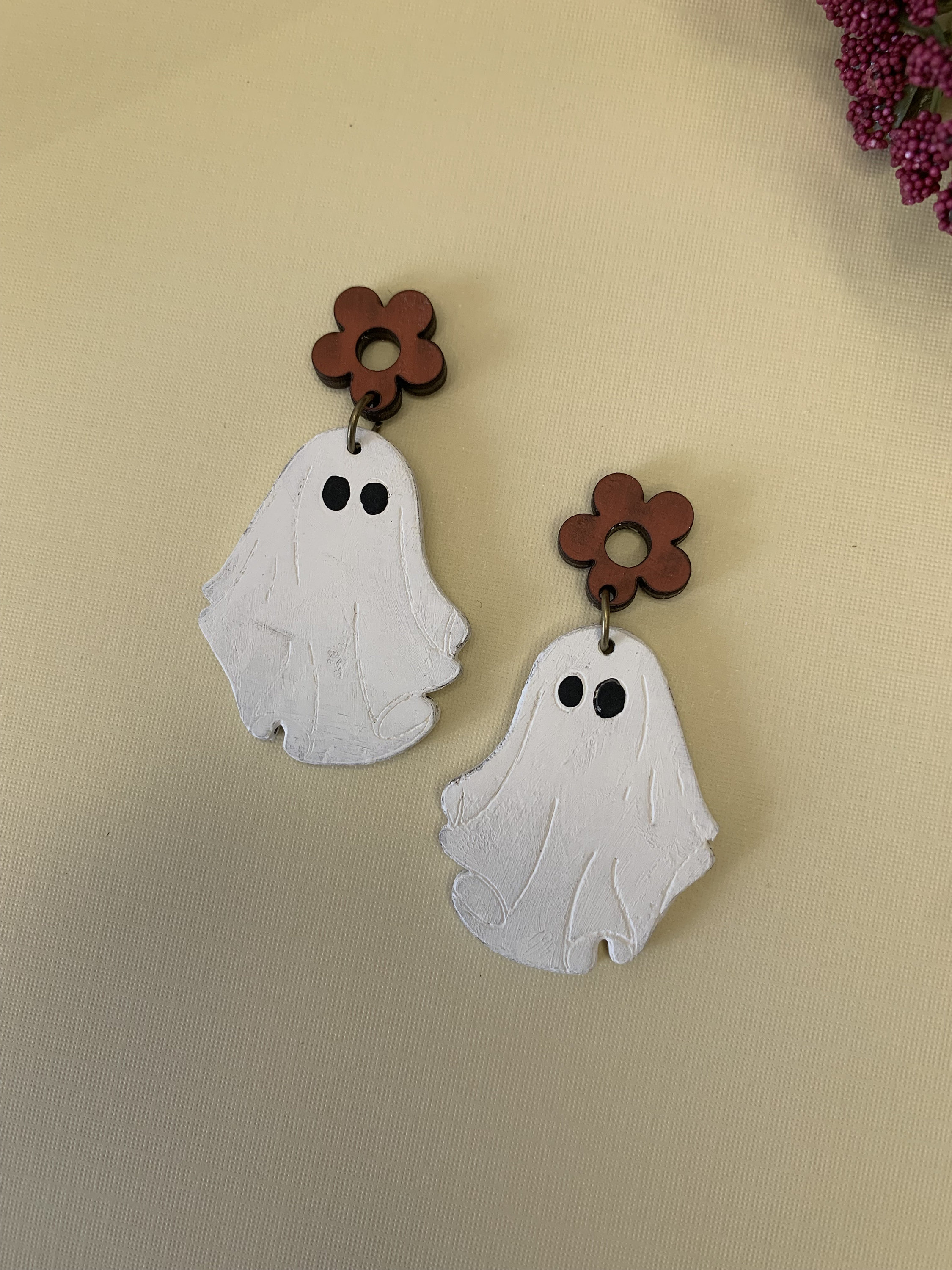 DIGITAL Earring File SVG & DXF Glowforge Earring Ghost With Flower ...