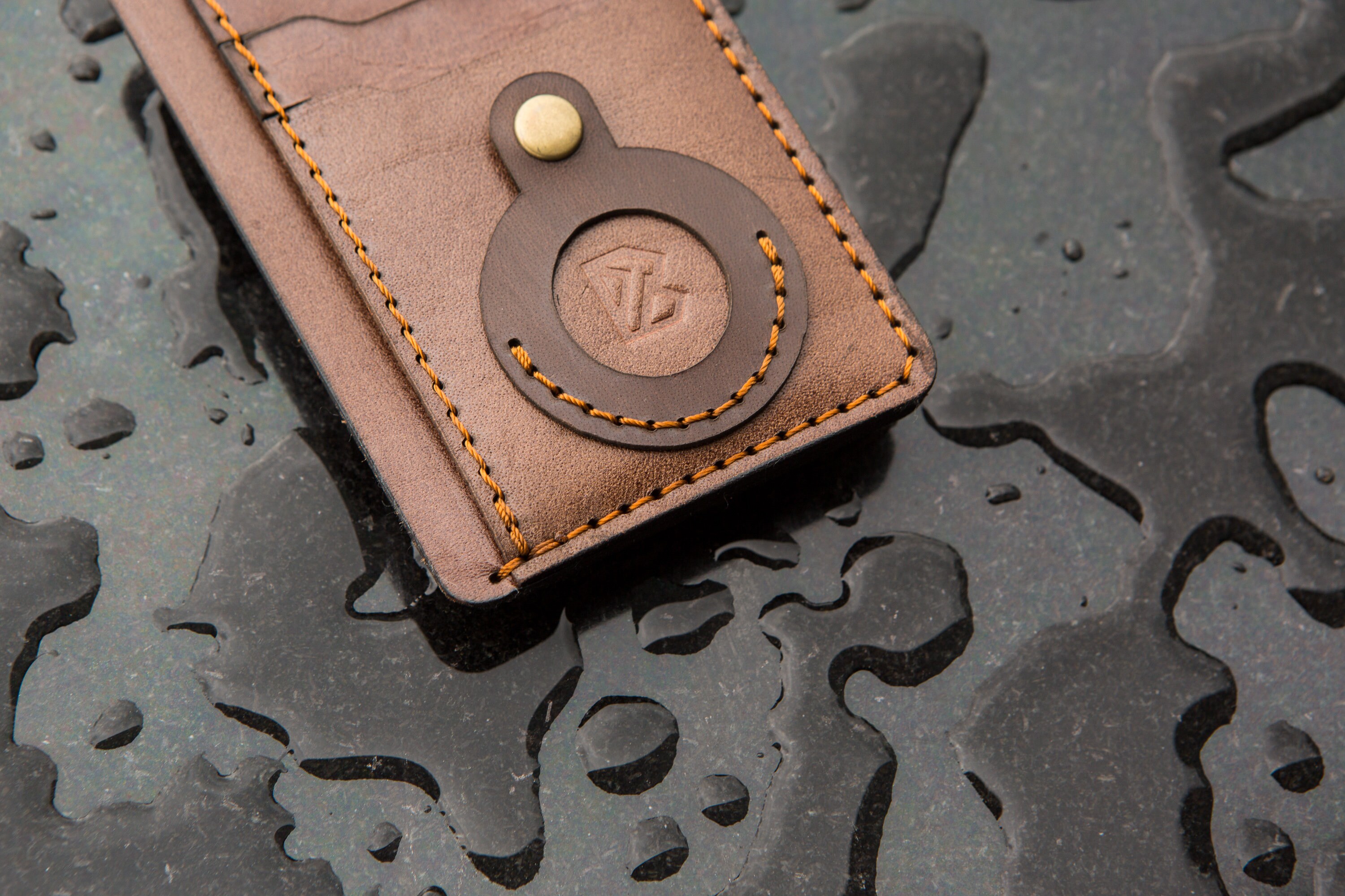 Baucha Timeless AirTag Card Holder Handcrafted Original Top Grain ...