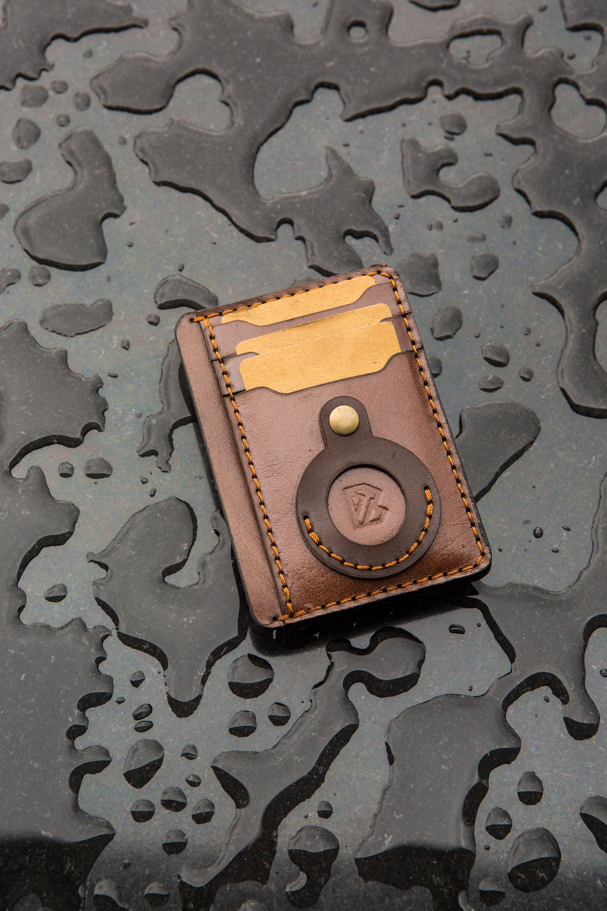 Baucha Timeless AirTag Card Holder Handcrafted Original Top Grain ...
