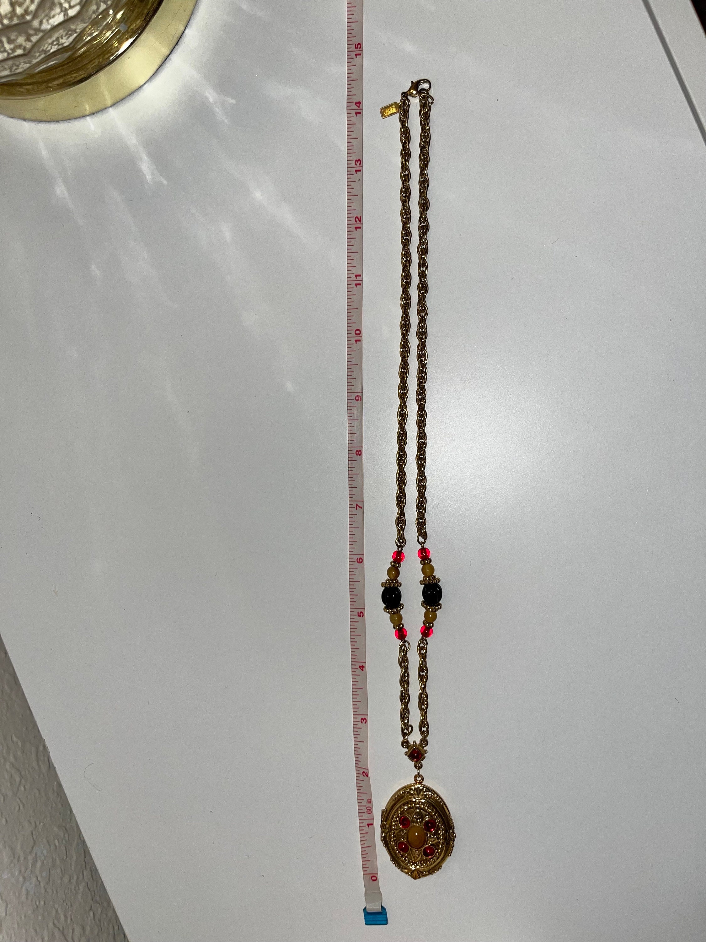 1928 Vintage Gold Ruby Queen Locket Necklace - Etsy