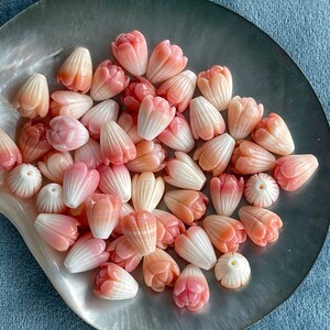 2 Pcs Natural Pink Mother of Pearl Hawaiian Pikake Beads, Hand Carved ...