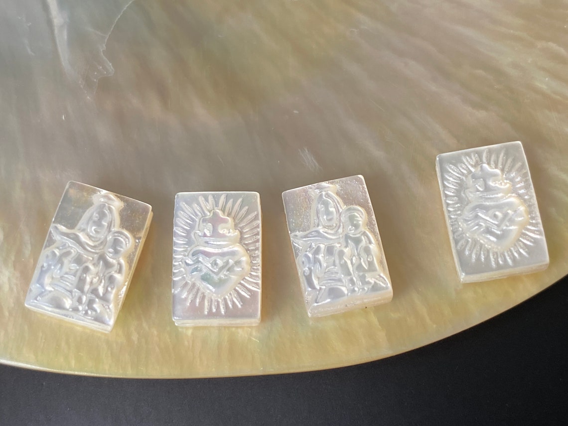 Natural Mother of Pearl Cameo Pendants, Hand Carved MOP Shell Relief ...