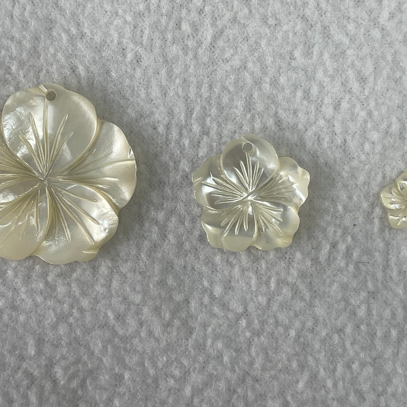 Pearl Paper Flowers - Etsy