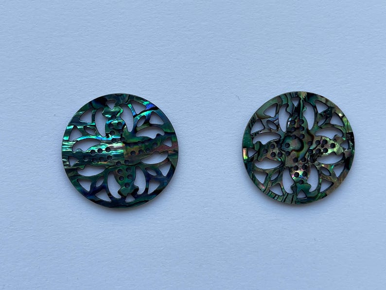 2 Pieces Hand Carved Abalone Pendant E651 - Etsy