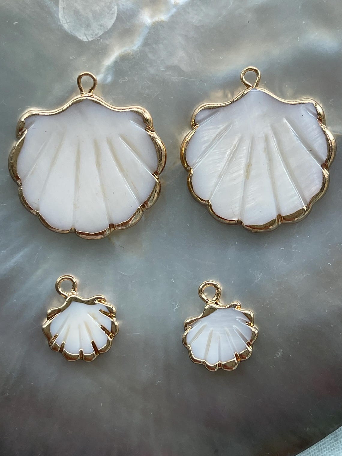 5 Pcs Electroplating MOP Sea Shell Pendant With Bail, Mother of Pearl ...