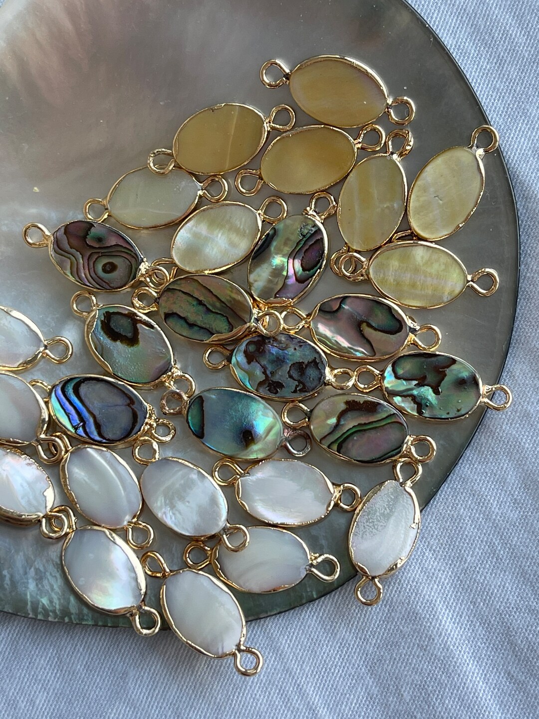 2 Pcs Natural Oval Mother of Pearl Gold Plated Connectors, Oval MOP ...