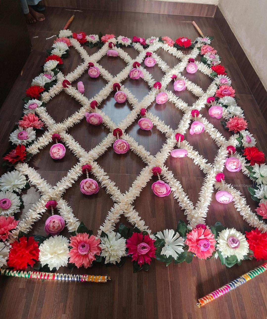 Full Floral Border Jasmine Bridal Entry Chaadar Indian/punjabi ...
