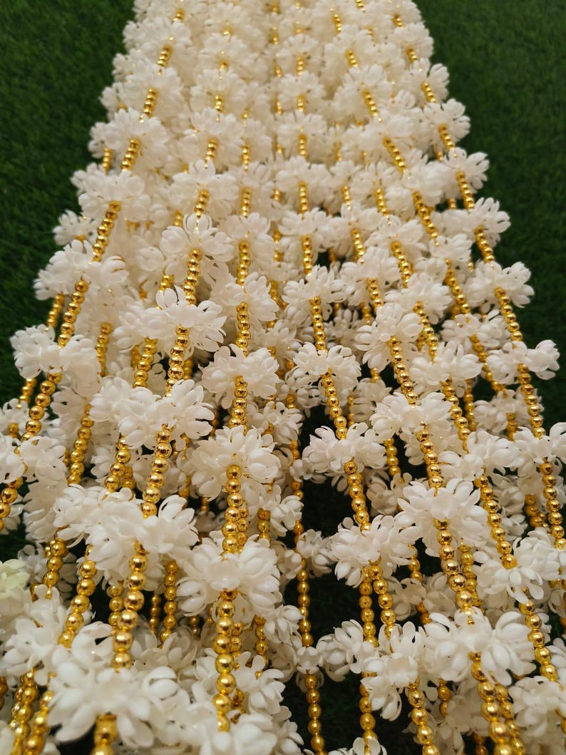 Artificial Mogra Bell Fluffy Creeper Garland - Perfect for Holi, Muslim ...