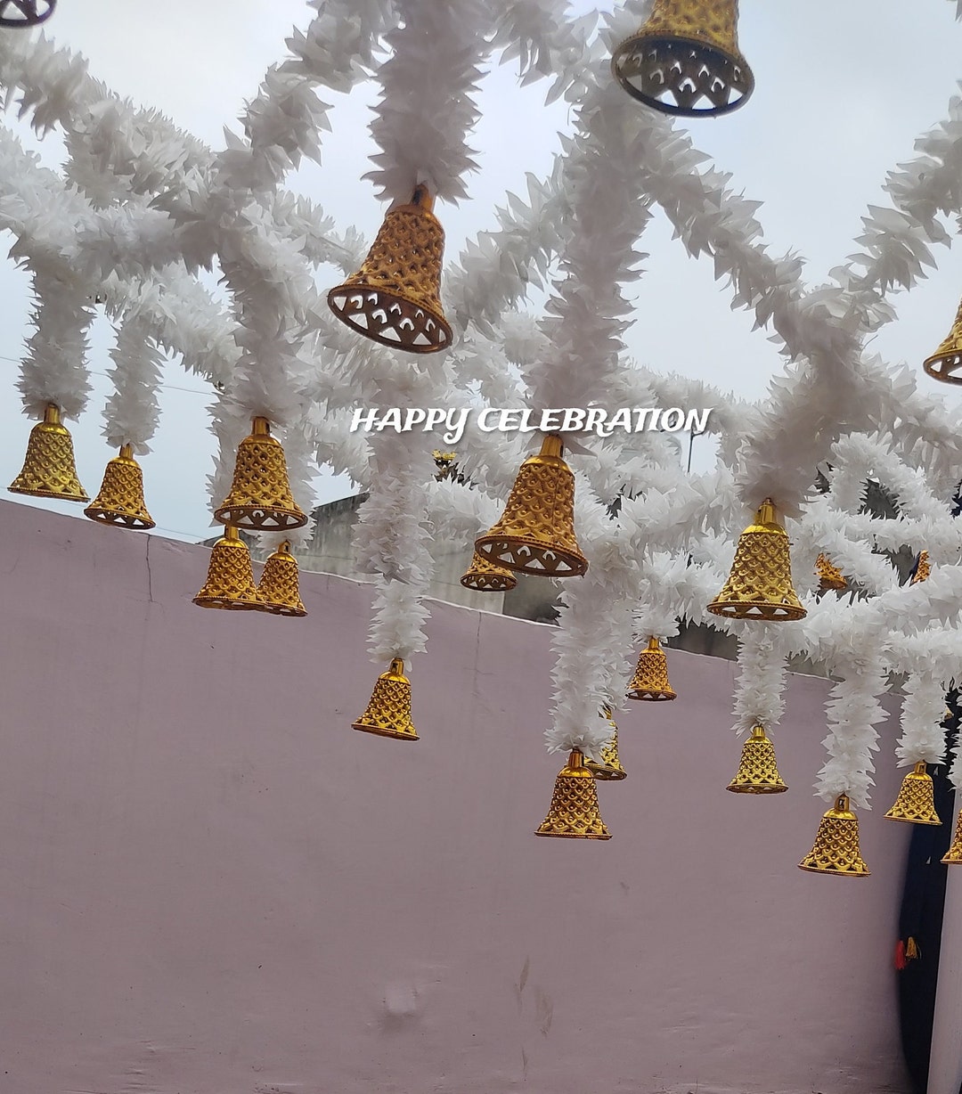 Jasmine Bridal Entry Chadar: Indian Wedding Photo Prop With Bells - Etsy