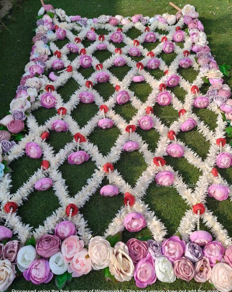 Off White Jasmine With Big Flower Bridal Entry Chaadar ,full Heavy ...