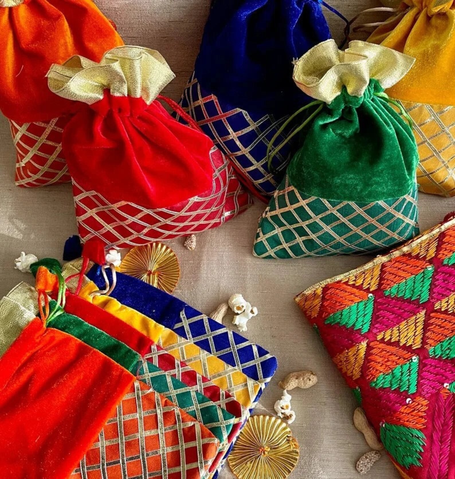 Velvet Mini Potli Bag, Return Gift, Housewarming Gift, Coin Pouches ...