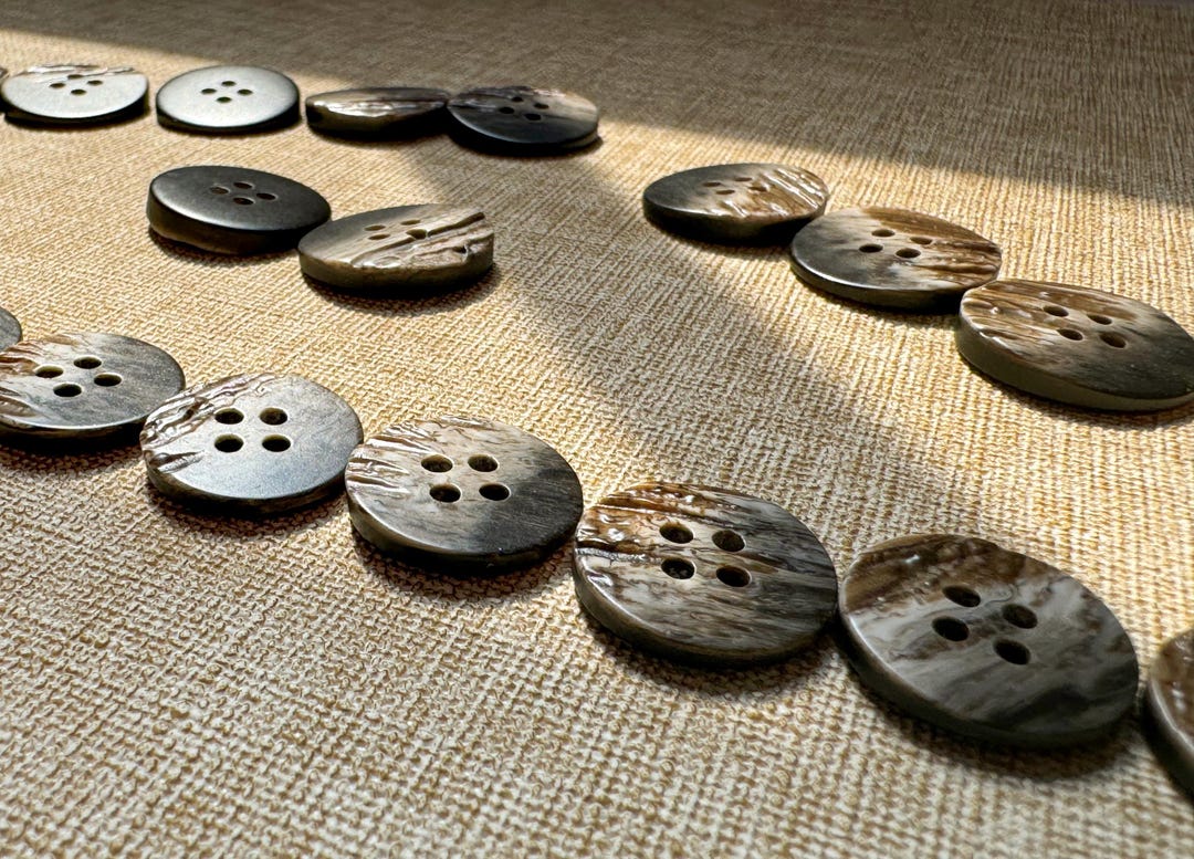 Natural Style Buttons, Wood Grain Buttons, Horn Texture Buttons ...