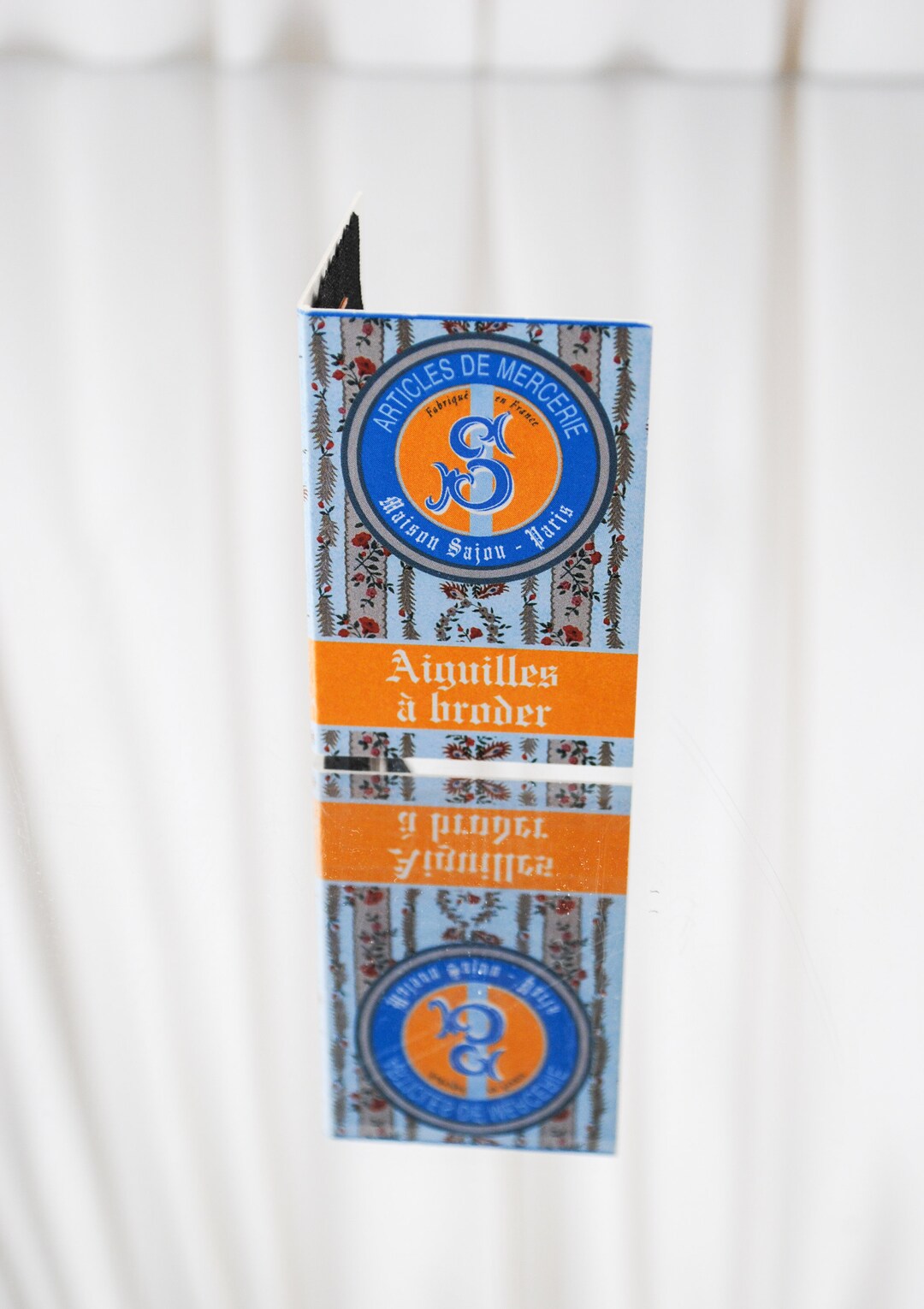 Sajou 20 Sewing Needles Sharp Point in Assortment Blue Floral Booklet ...