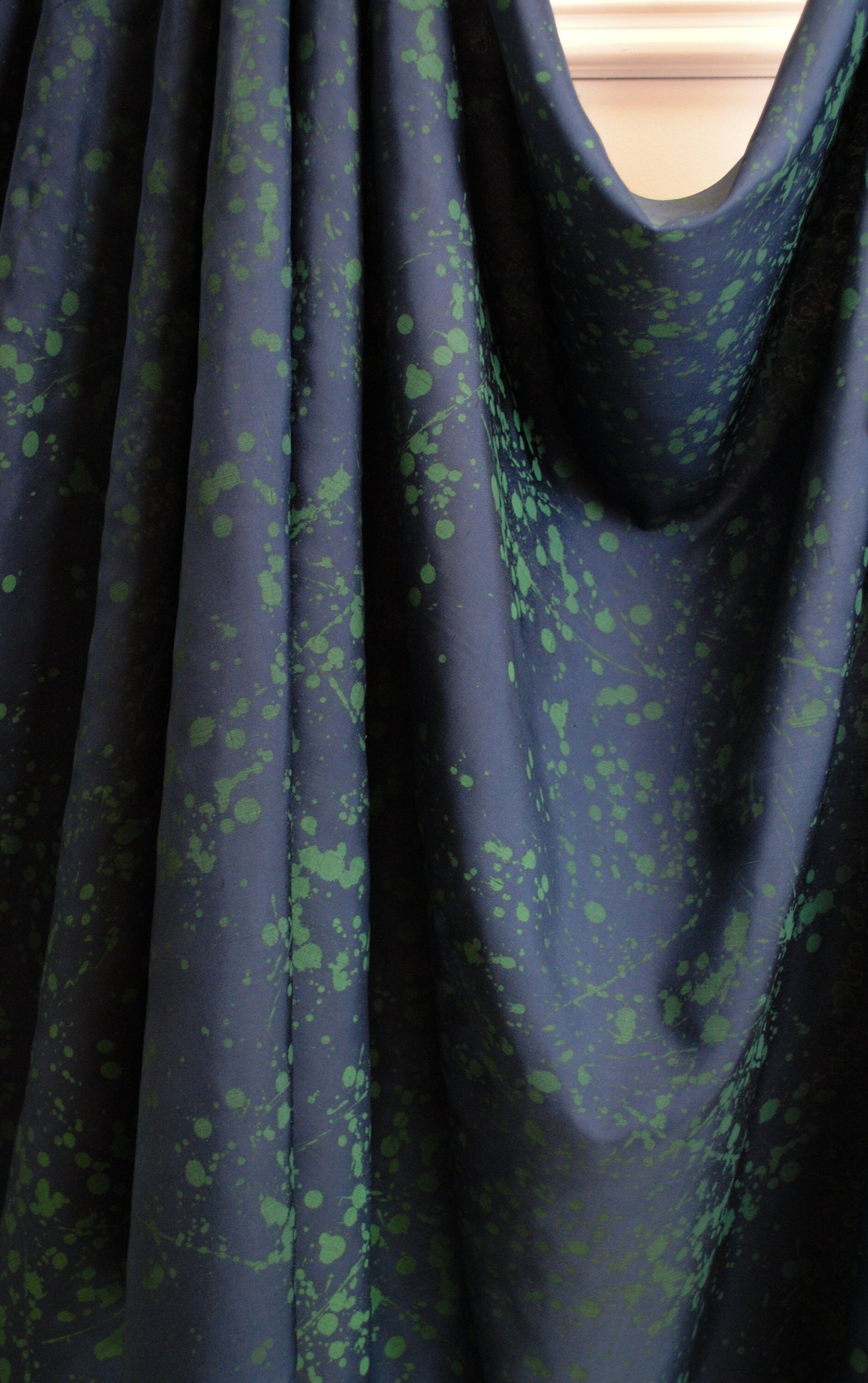 Thick Dark Blue Silk Fabric With Green Color Splash Pattern. Price by 2 ...