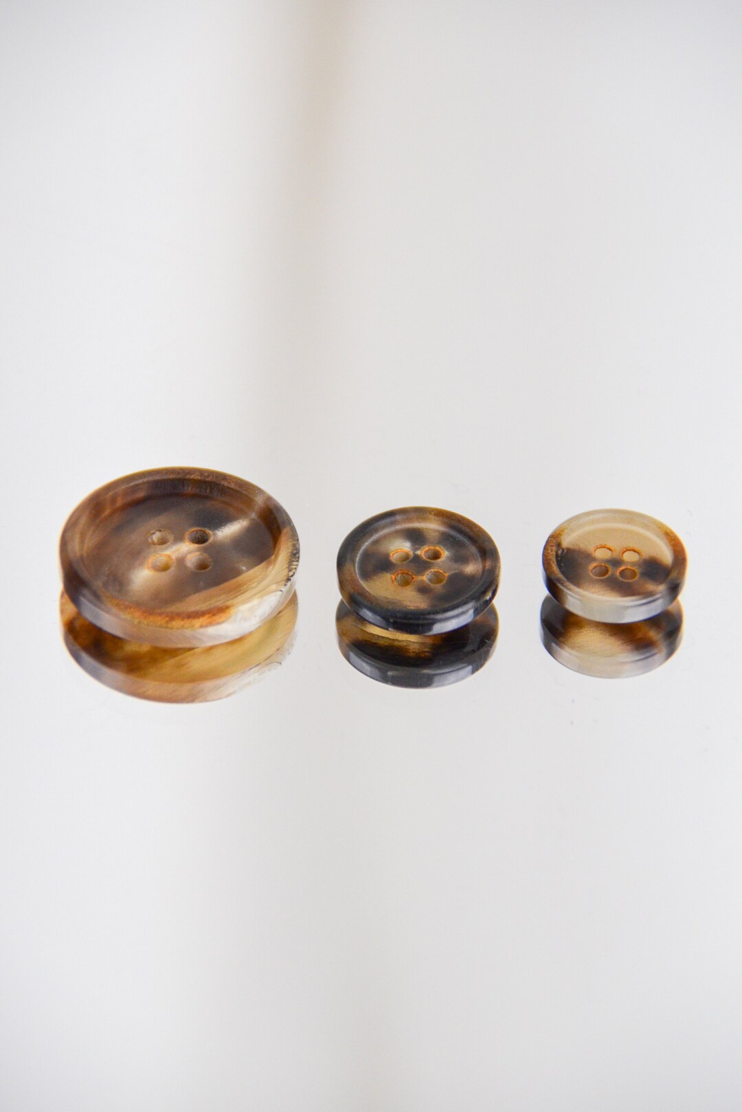 Brown Round Natural Horn Buttons Available in 3 Sizes 25mm,17mm,15mm ...