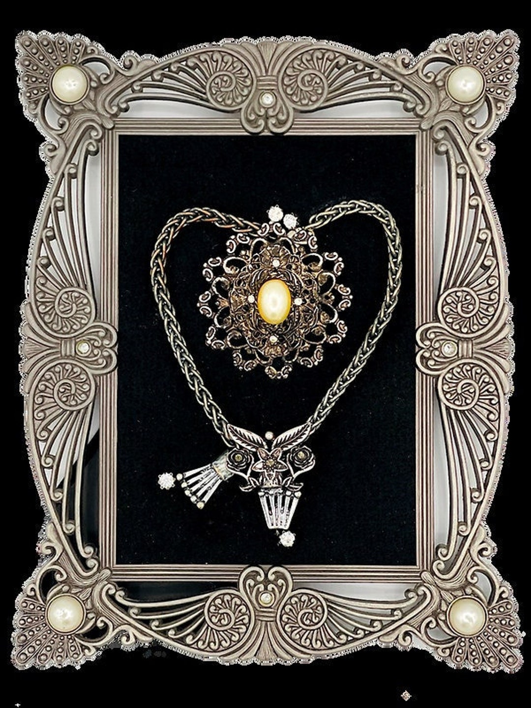 Vintage Heart Art , Pearls, Framed Heart Art, Ornate Frames, Upcycled ...