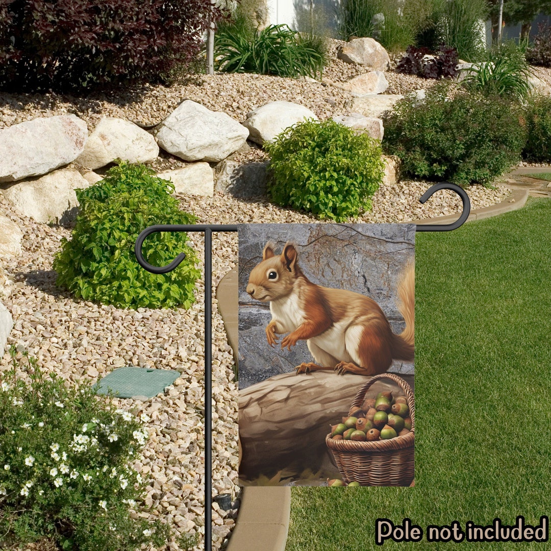 Rustic Squirrel Yard Flag, Wildlife Outdoor Animal Yard Banner ...