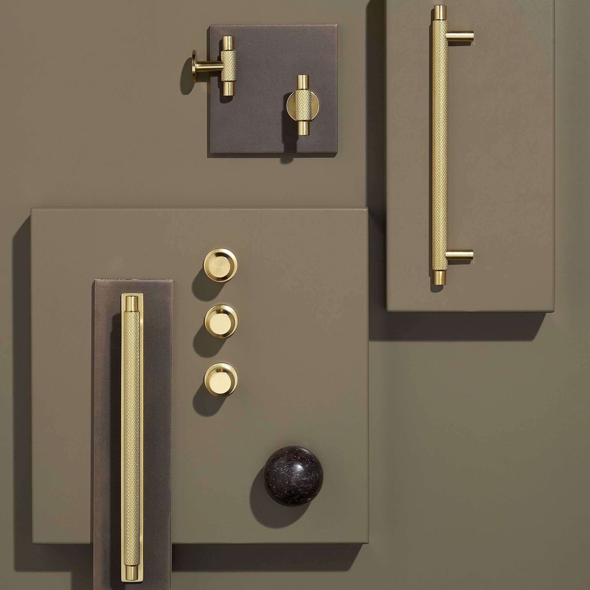 Furnipart Manor Knurled Handles & Knobs Gold - Etsy