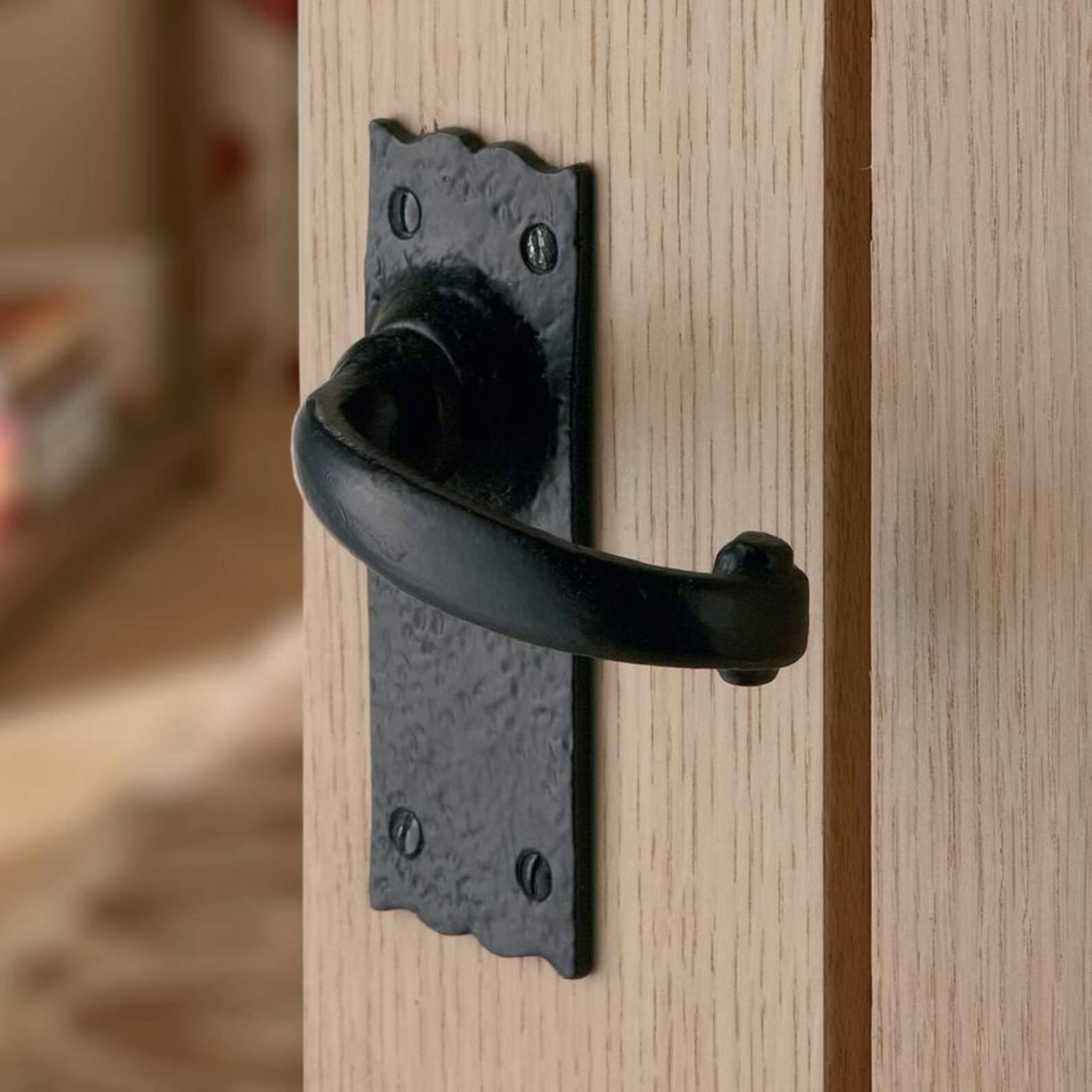 Howdens Antique Powder Coated Black Lever on Backplate Latch Door ...