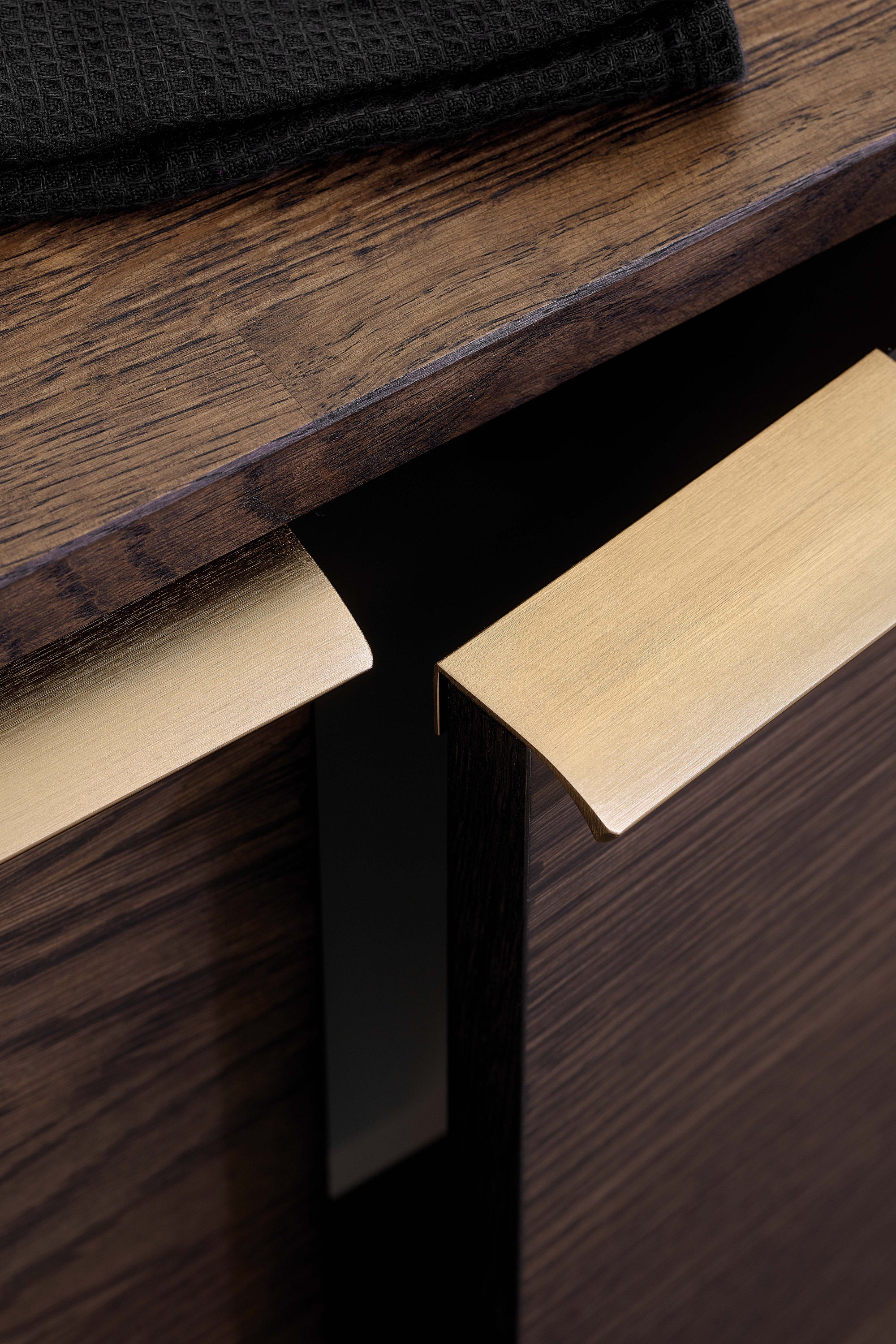 Furnipart Edge Straight Brushed Brass Profile Trim Handle 40mm 100mm ...