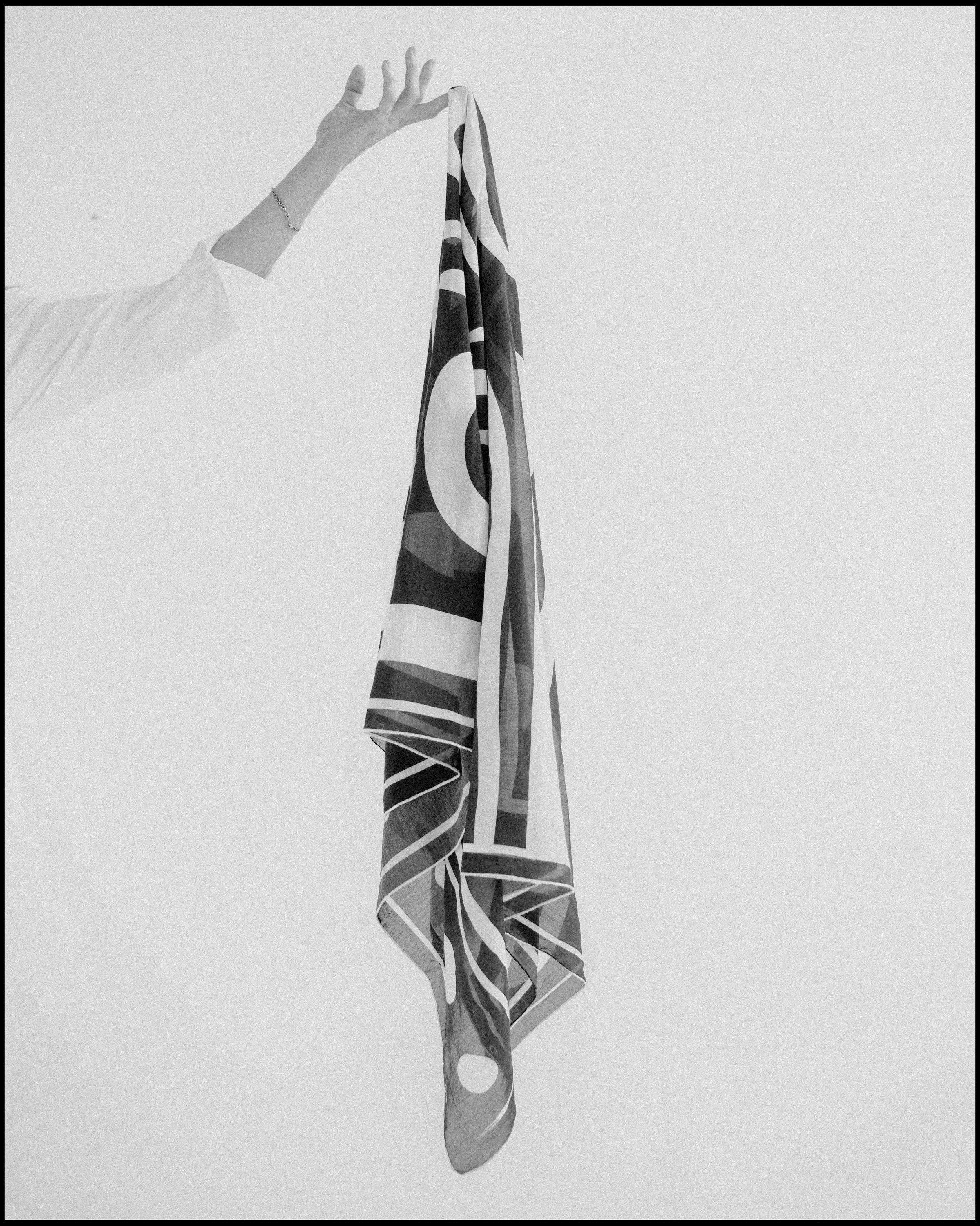 Elegant & Sustainable: Luxury Cotton Silk Pareo Scarf for Women in ...