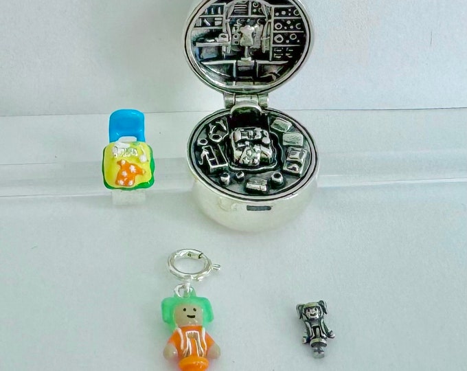 Polly Pocket Pretty Present Locket Princess Polly in Her Birthday Party ...