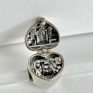 Polly Pocket Midge's Bedtime Ring Case With Ring Sterling Silver Locket ...