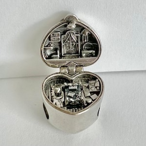 Polly Pocket Midge's Bedtime Ring Case With Ring Sterling Silver Locket ...