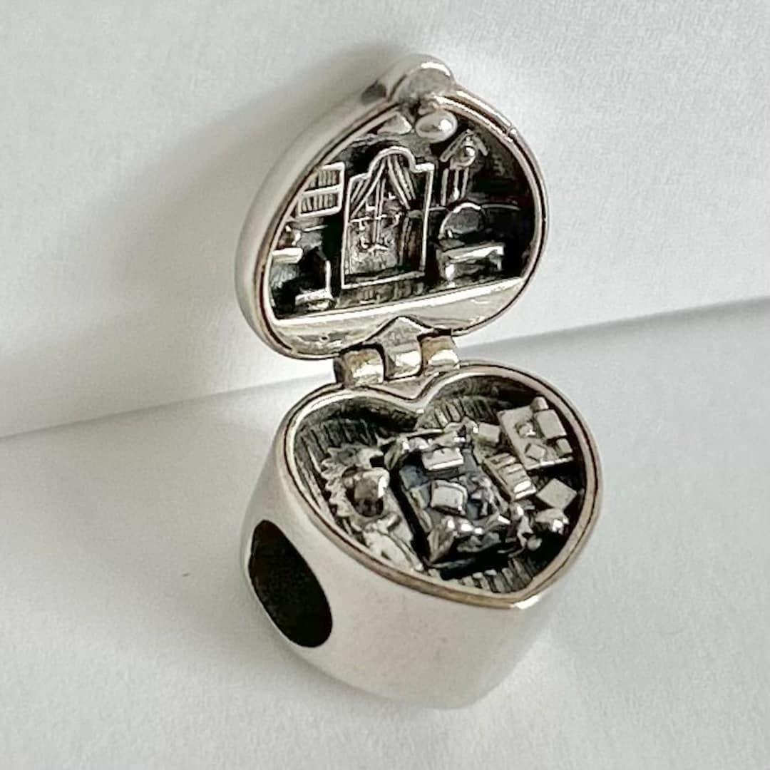 Polly Pocket Midge's Bedtime Ring Case With Ring Sterling Silver Locket ...