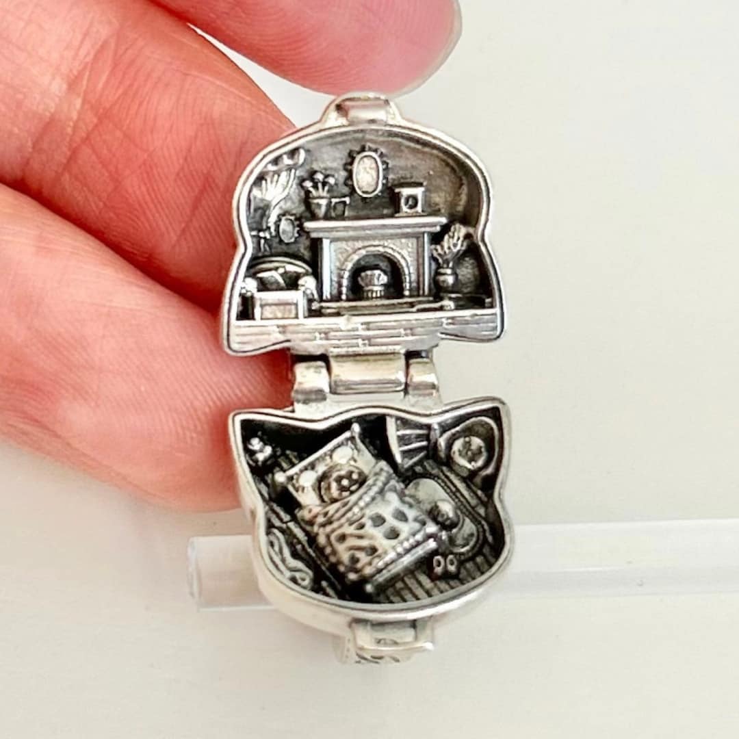 Polly Pocket Cuddly Kitty Polly's Cuddly Kitten Sterling Silver Charm ...