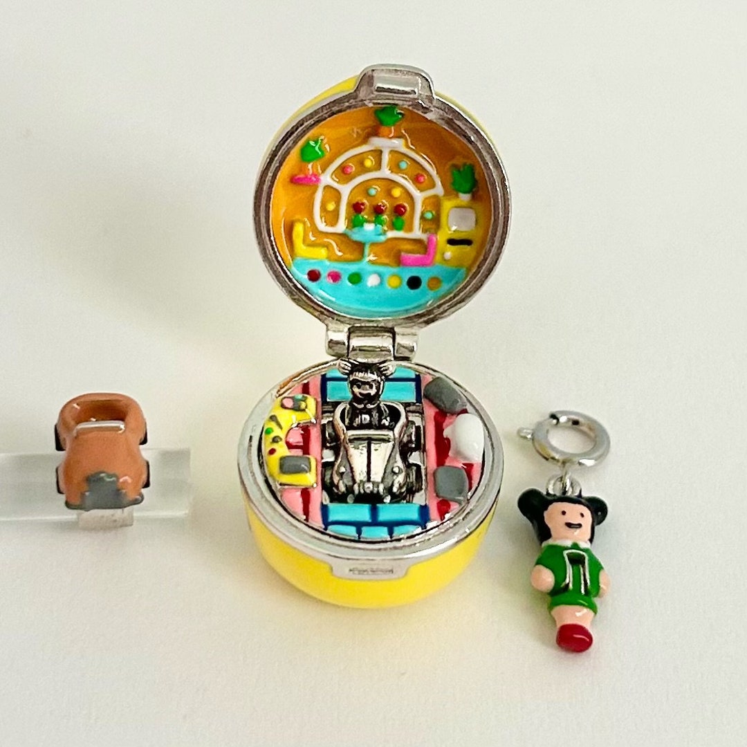 Polly Pocket 50's Diner Ring and Ring Case Polly's Town Car Ring and ...