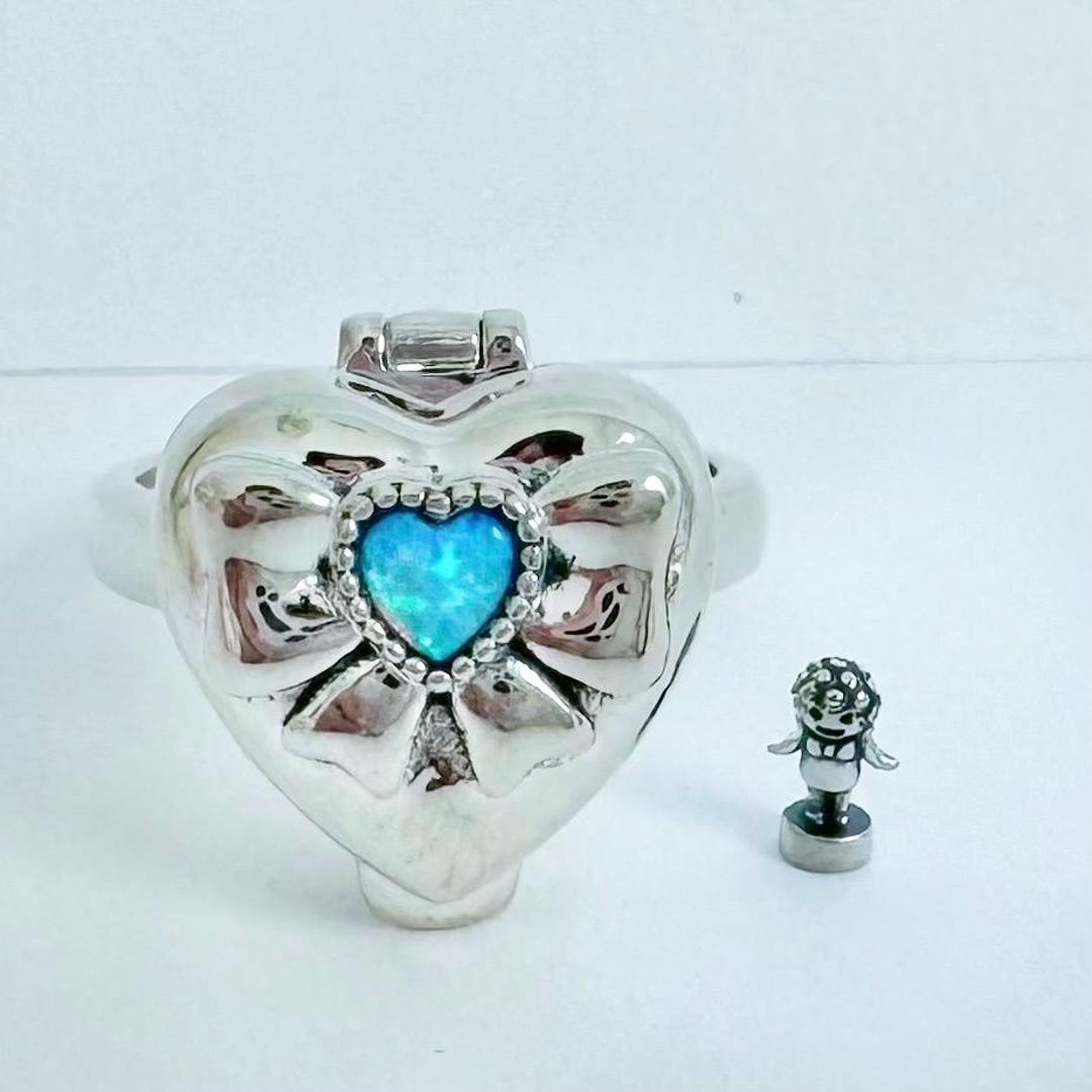 Polly Pocket Pretty Present Locket Princess Polly in Her Birthday Party ...