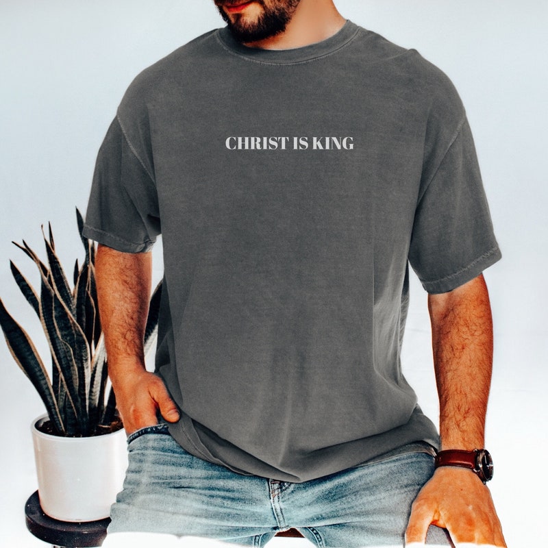 Christ is King Flag - Etsy