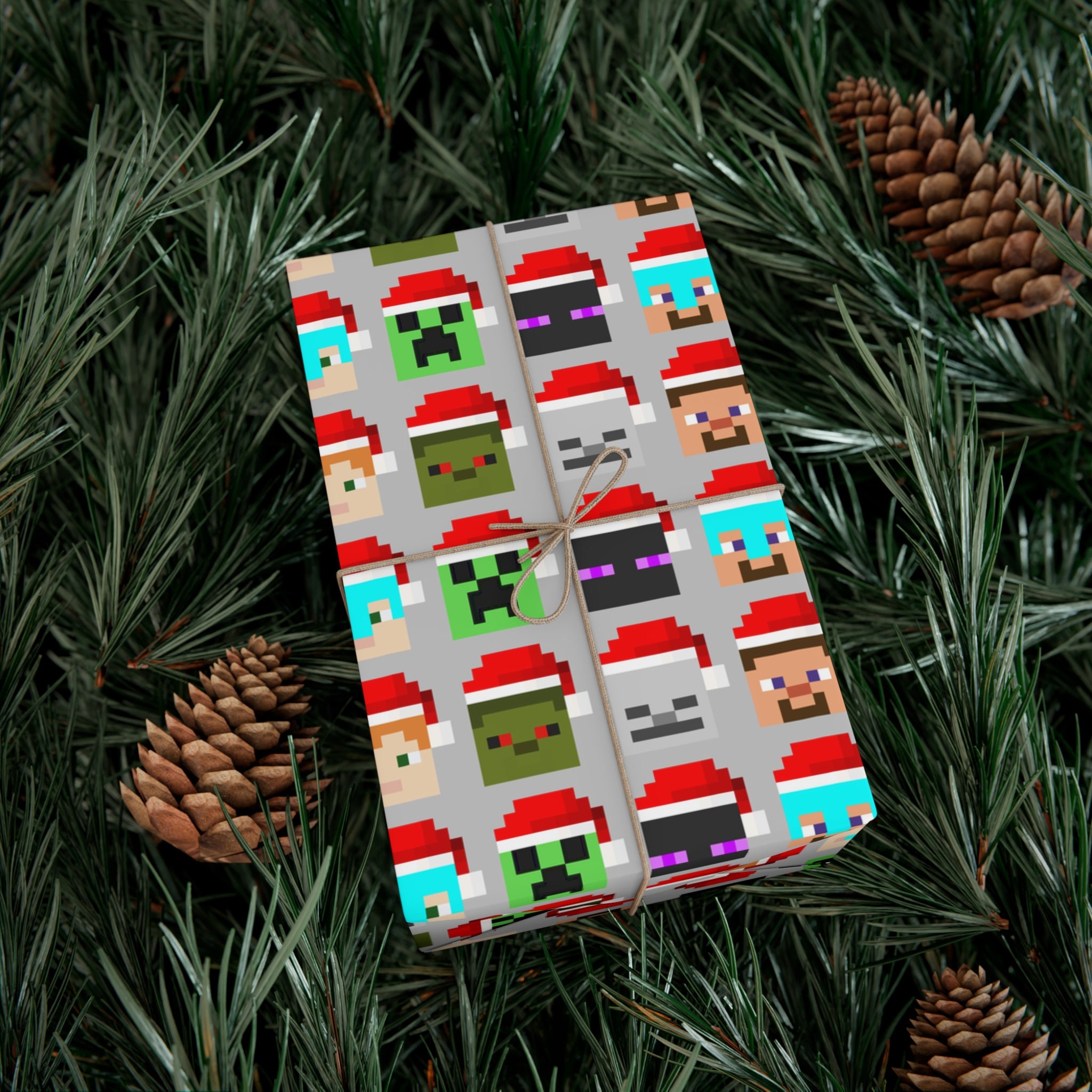 Minecraft Characters in Christmas Hats, Gamer Christmas Gift Wrapping ...