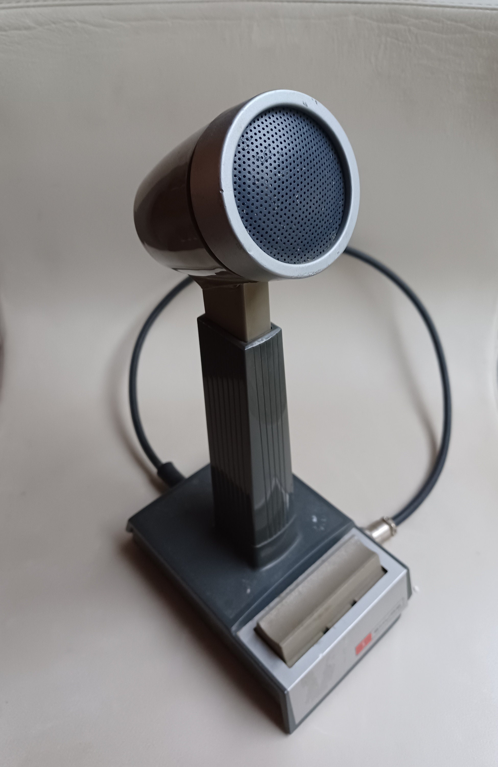 Vintage MCM Shure Brothers Inc. Model 444 Controlled Magnetic ...