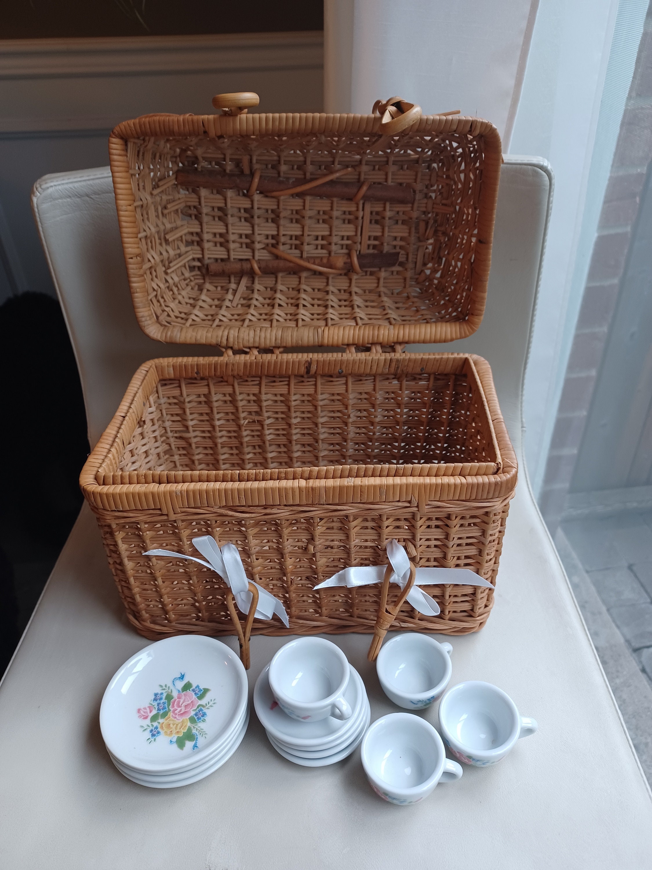 Vintage Children's Porcelain Tea Set in Handled Basket - Etsy