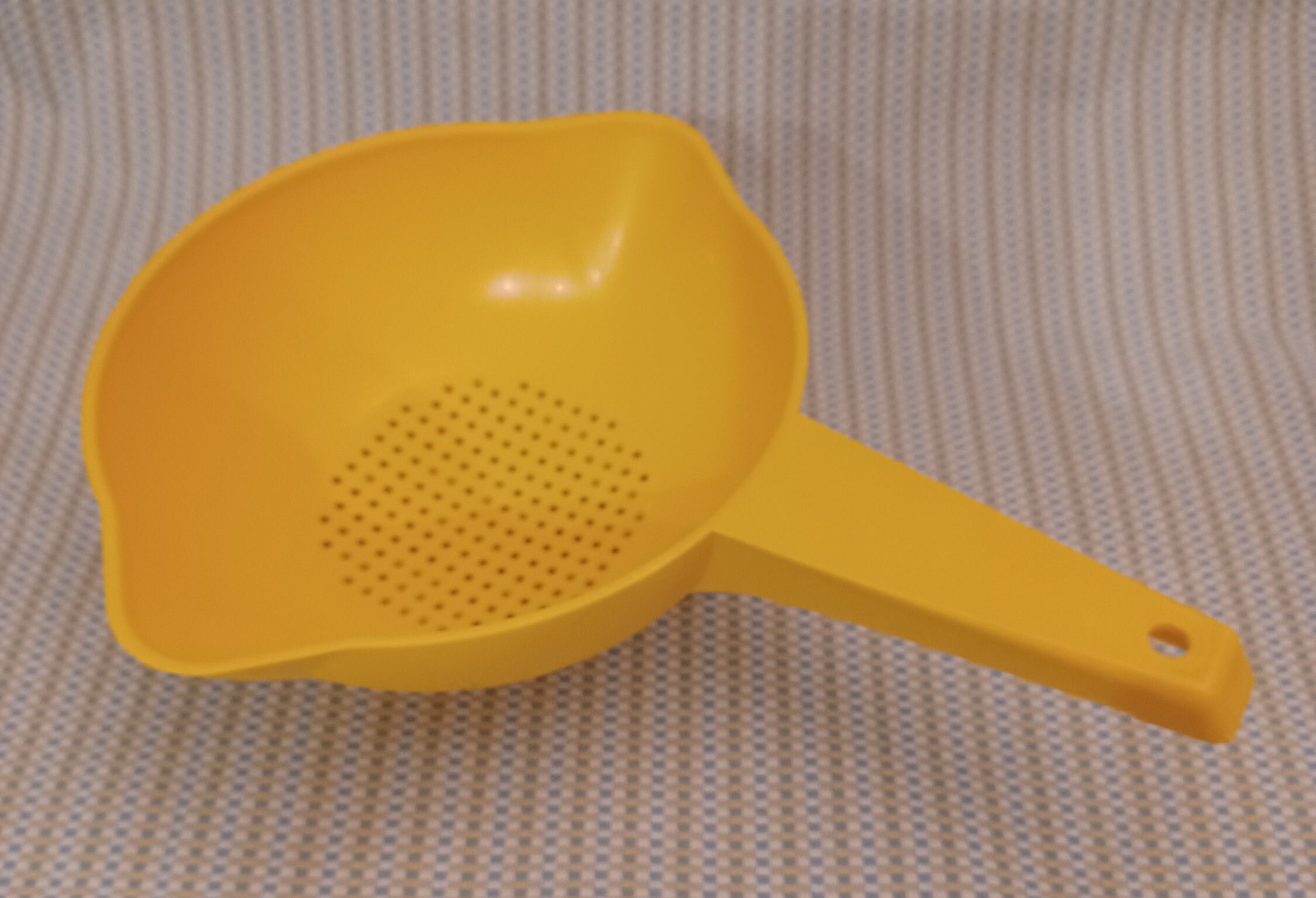 Vintage Small Golden Yellow Tupperware Strainer With Long - Etsy