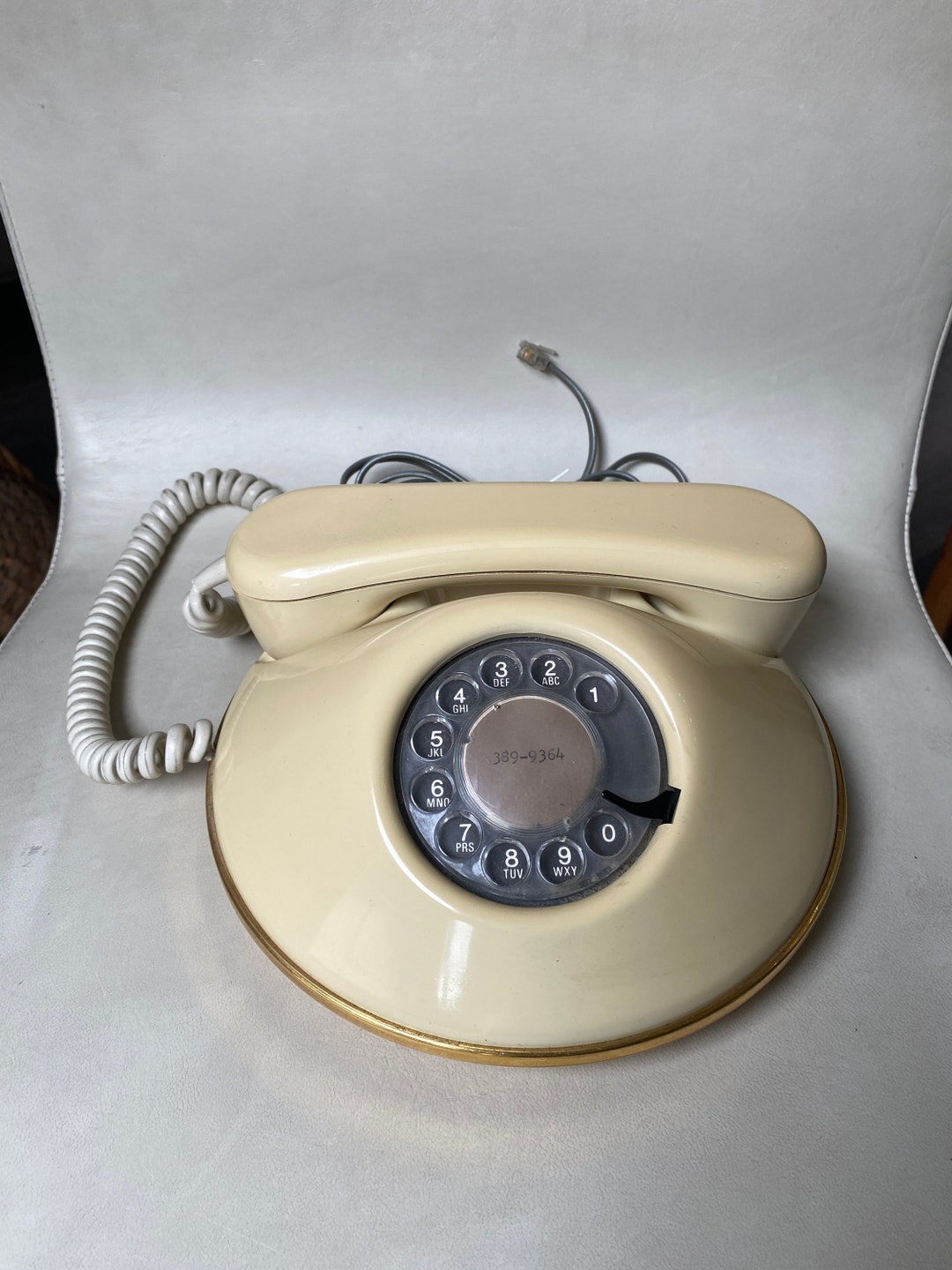 Vintage 1980's Beige Rotary Phone With Gold Base - Etsy